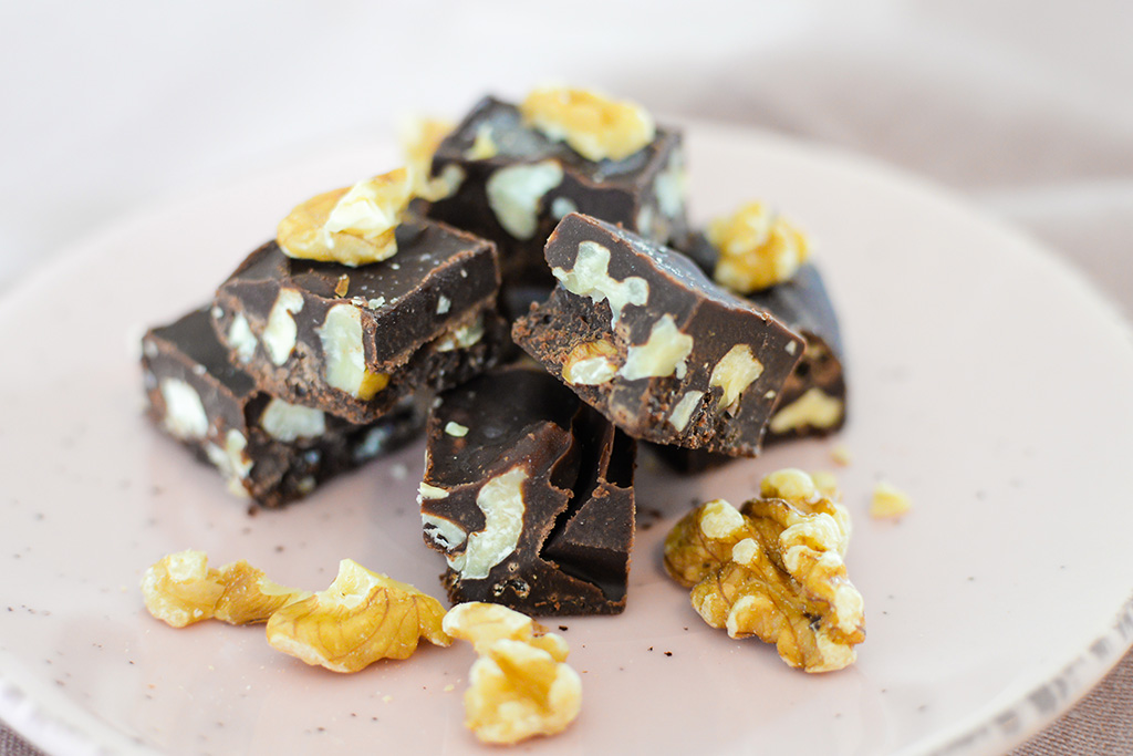 Vegan chocolate fudge | With Added Love